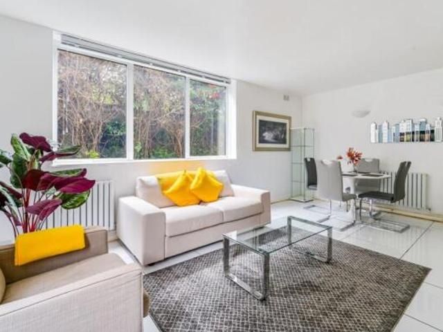 2 bedroom flat for rent in Dinerman Court, St John's Wood, London, NW8