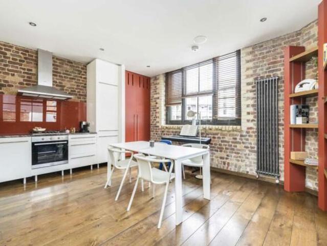 2 bedroom flat for rent in Dingley Place, Clerkenwell, EC1V