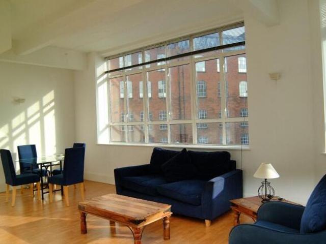 2 bedroom flat for rent in Dingley Road, Islington, London, EC1V