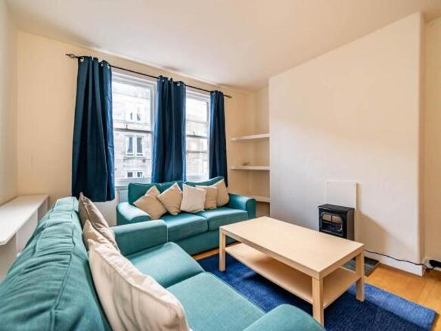 2 bedroom flat for rent in Dickson Street, Leith, Edinburgh, EH6