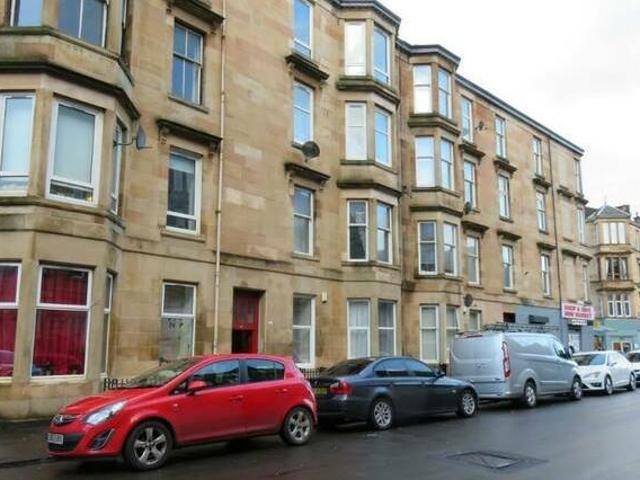 2 bedroom flat for rent in Dixon Avenue Glasgow G42
