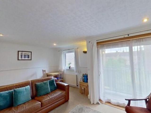 2 bedroom flat for rent in Dochart Drive, Edinburgh, EH4