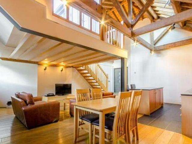 2 Bedroom Flat For Rent In Docklands, London