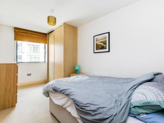 2 bedroom flat for rent in Dolben Court, Montaigne Close, SW1P