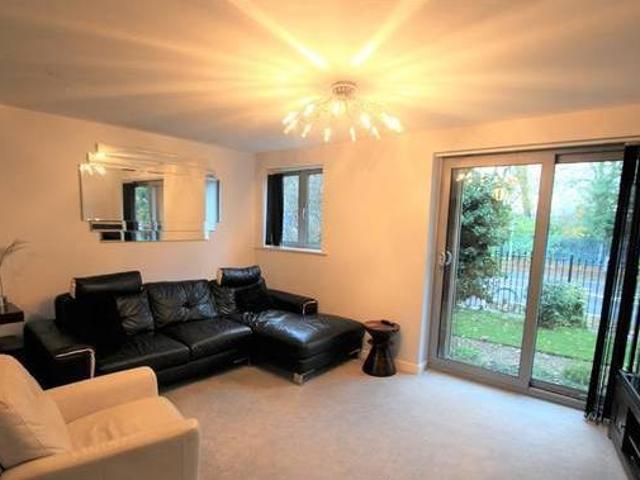 2 bedroom flat for rent in Dolben House St John s Walk York YO31 7SB YO31