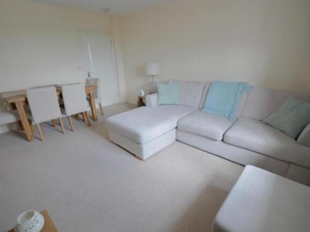 2 bedroom flat for rent in Doveholes Drive, Handsworth, Sheffield, S13