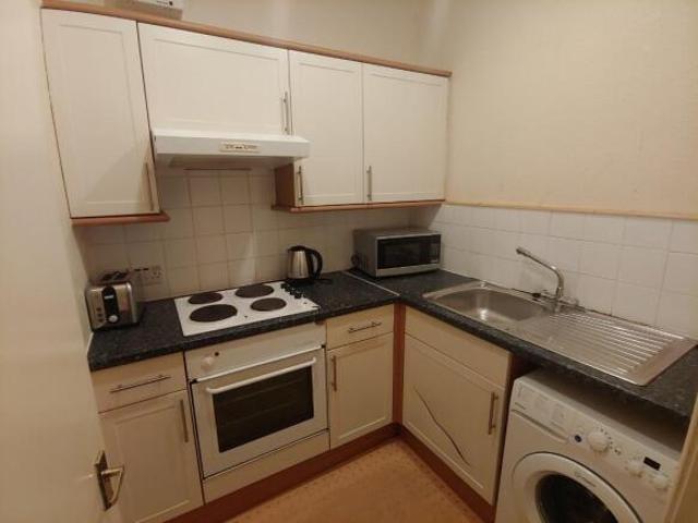 2 bedroom flat for rent in Drumdryan Street, Edinburgh, EH3