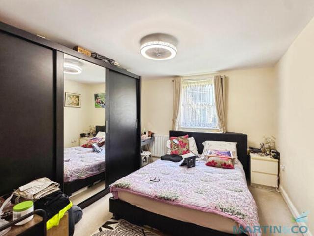 2 bedroom flat for rent in Drummond Grove, Willesborough, Ashford, TN24
