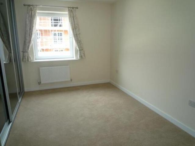 2 bedroom flat for rent in Dunton Green, Sevenoaks, TN14