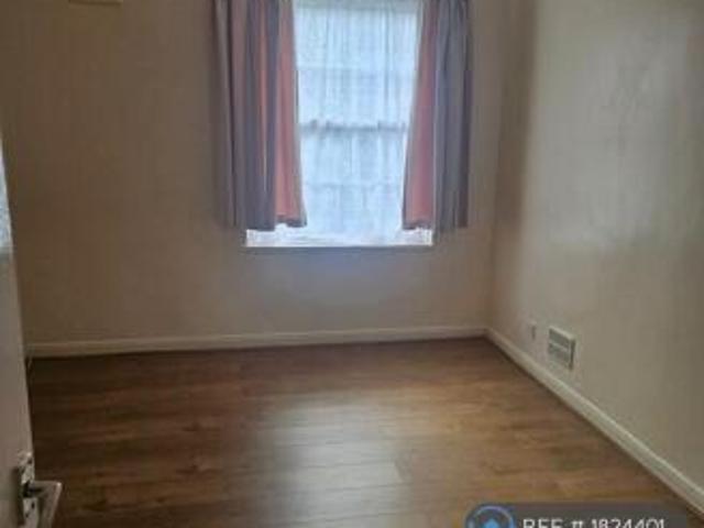 2 bedroom flat for rent in Dunfield Road, London, SE6