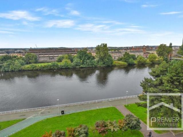 2 bedroom flat for rent in Dunlop Street, Glasgow, G1