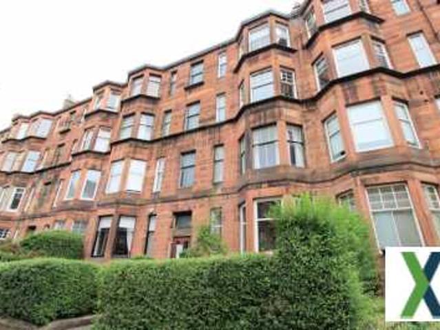 2 bedroom flat for rent in Dudley Dr West end