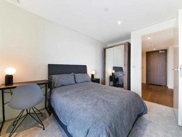 2 bedroom flat for rent in Duke Of Wellington Avenue, Woolwich, London, SE18