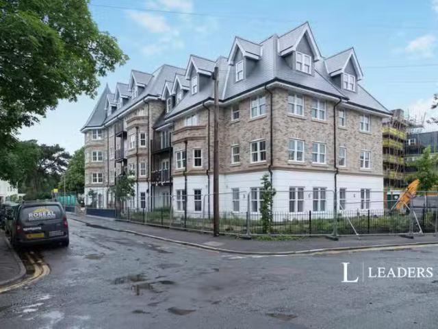 2 bedroom flat for rent in Durley Road, Bournemouth, Dorset, BH2