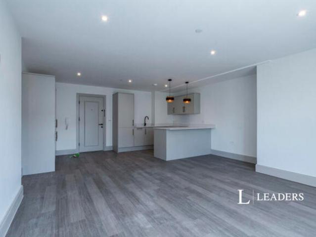 2 bedroom flat for rent in Durley Road, Bournemouth, Dorset, BH2