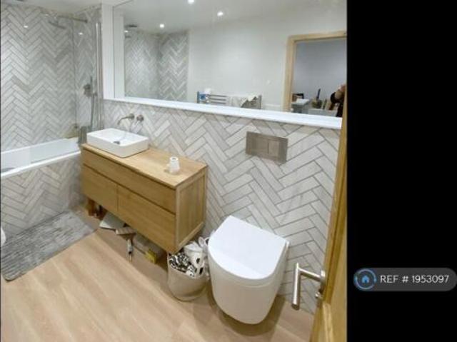 2 bedroom flat for rent in Durley Road, London, N16