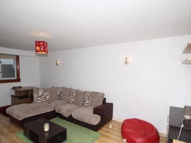 2 bedroom flat for rent in Dykehead Place Dundee DD4 6TL DD4