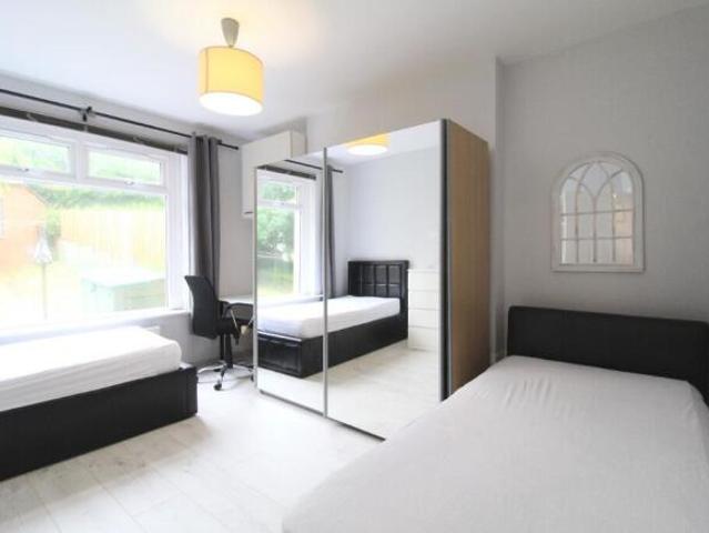 2 bedroom flat for rent in Dykemuir Street, Glasgow, G21