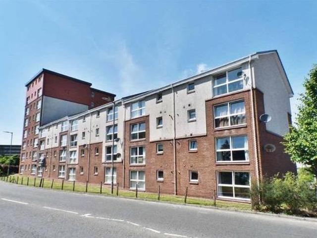 2 bedroom flat for rent in Eaglesham Court East Kilbride South Lanarkshire G75