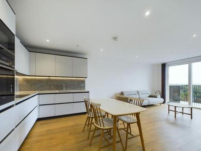 2 Bedroom Flat For Rent In Ealing