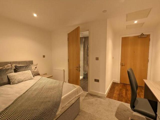 2 bedroom flat for rent in Earl Street, Sheffield, S1
