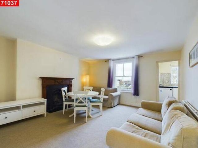 2 Bedroom Flat For Rent In Earls Court