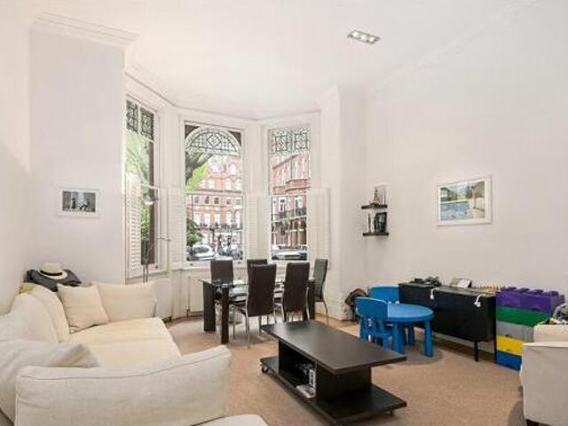 2 Bedroom Flat For Rent In Earls Court