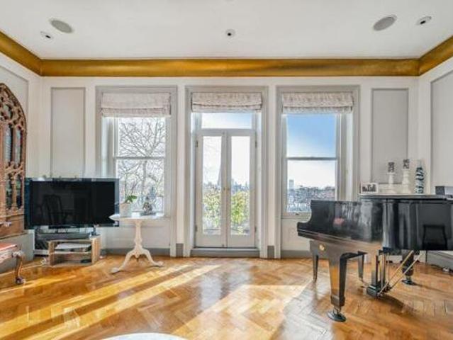 2 Bedroom Flat For Rent In Earls Court, London