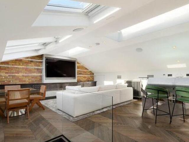 2 Bedroom Flat For Rent In Earls Court, London