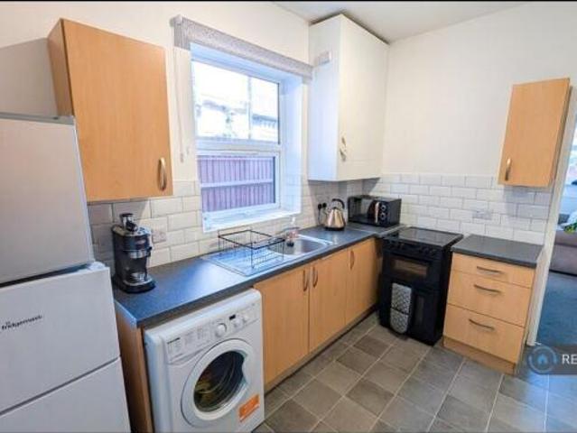 2 bedroom flat for rent in Earlsdon, Coventry, CV5