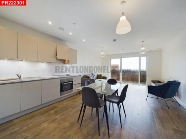 2 bedroom flat for rent in East Acton – 2 Bedrooms Flat, W3