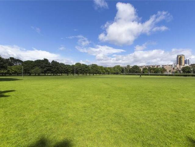 2 bedroom flat for rent in East Crosscauseway, Edinburgh, EH8