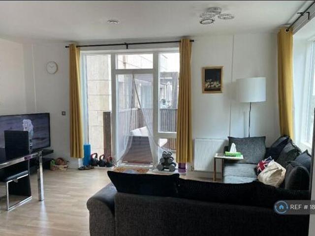 2 Bedroom Flat For Rent In East Croydon
