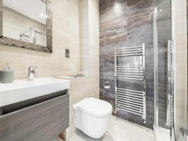 2 bedroom flat for rent in East Dulwich Grove, East Dulwich, SE22