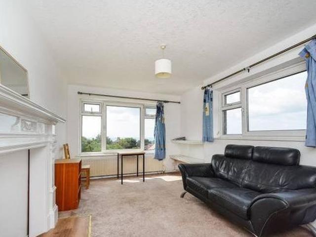 2 bedroom flat for rent in East Drive BRIGHTON BN2