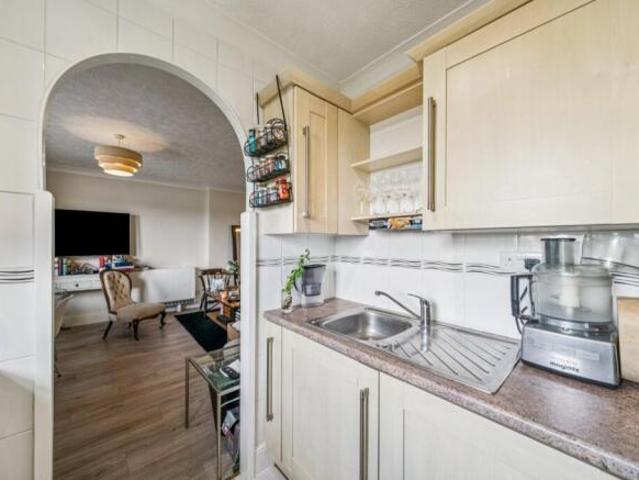 2 bedroom flat for rent in East Hill, Tonsley Heights, SW18