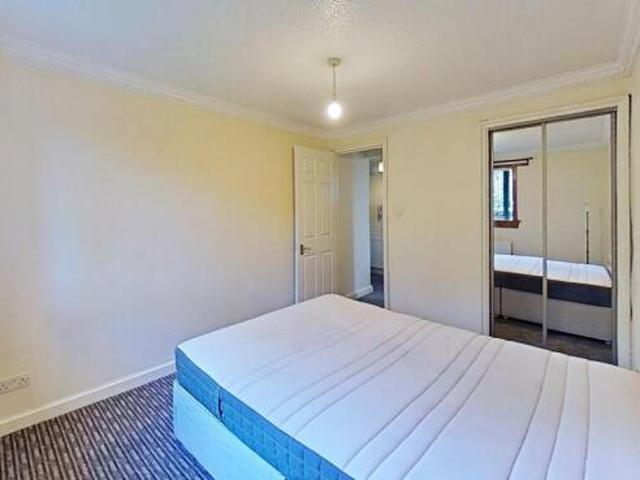 2 bedroom flat for rent in East Parkside, Edinburgh, Midlothian, EH16