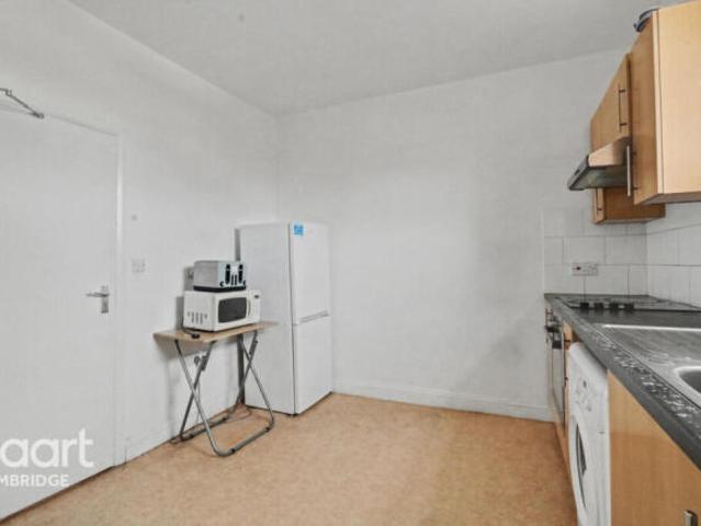 2 bedroom flat for rent in East Road, CAMBRIDGE, CB1