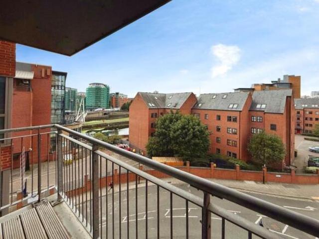2 bedroom flat for rent in East Street, Leeds, West Yorkshire, UK, LS9