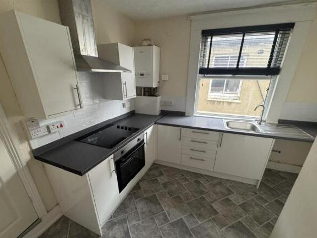 2 bedroom flat for rent in East Street, Southend on Sea, SS2