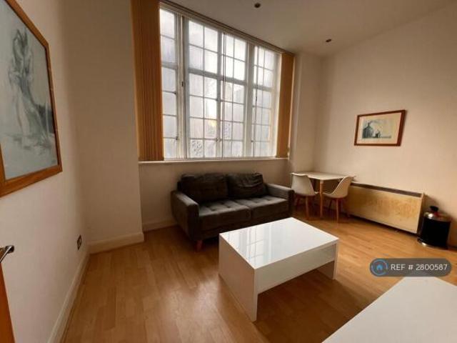 2 bedroom flat for rent in Eastgate, Leeds, LS2