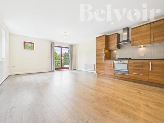 2 bedroom flat for rent in Easter Square, Limes Park, Basingstoke, RG24