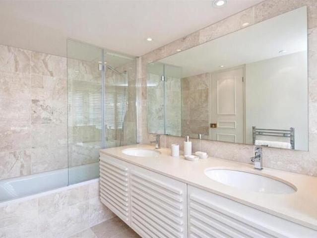 2 bedroom flat for rent in EATON PLACE, London, SW1X