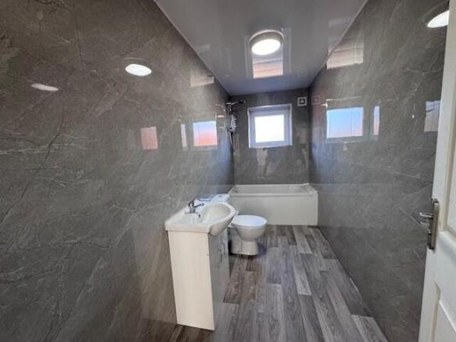 2 bedroom flat for rent in Egerton Street, Bolton, Greater Manchester, BL4