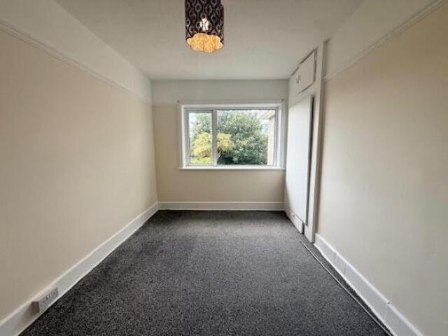 2 bedroom flat for rent in Edgehill Road, Bournemouth, BH9