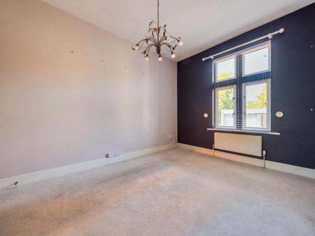 2 bedroom flat for rent in Edith Cavell Way, London, SE18