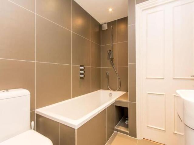 2 bedroom flat for rent in Edith Road, West Kensington, London, W14