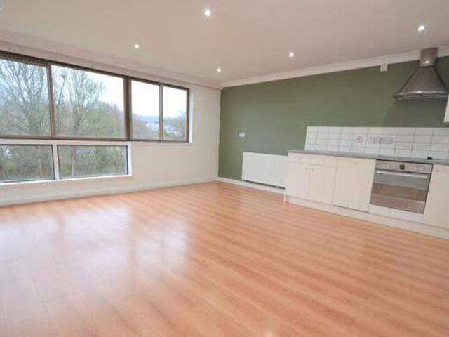 2 Bedroom Flat For Rent In Edinburgh