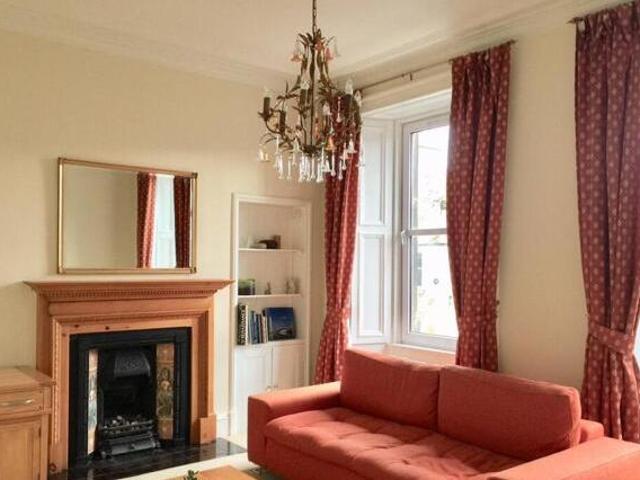 2 Bedroom Flat For Rent In Edinburgh
