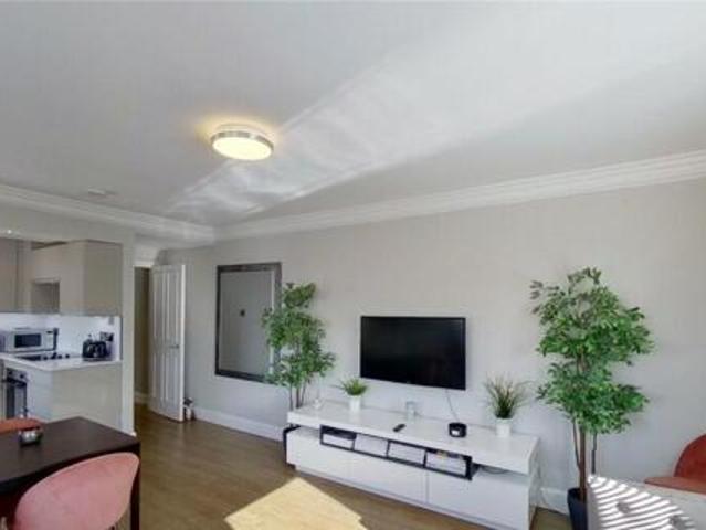 2 Bedroom Flat For Rent In Edinburgh, Midlothian